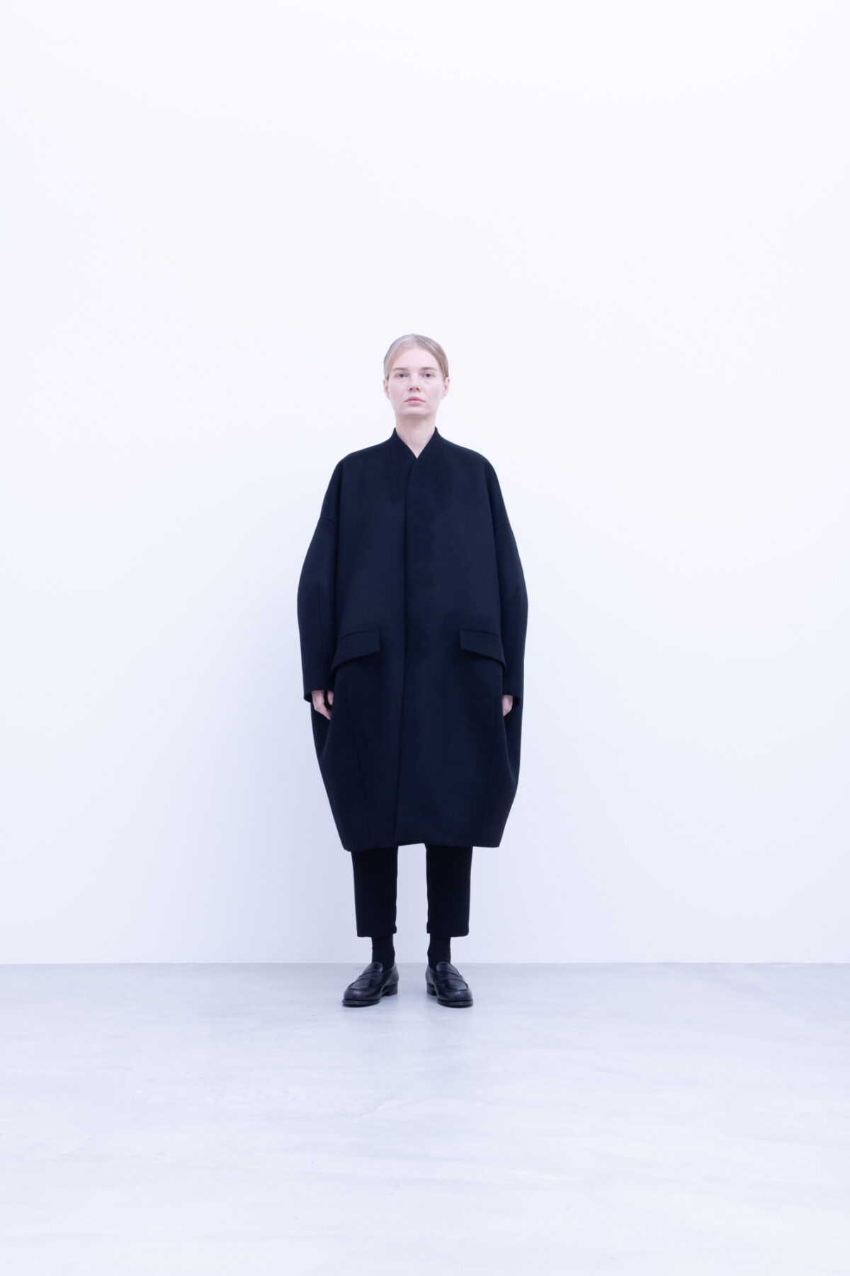 2024 AW womens / Model H=164cm | Look | NO CONTROL AIR